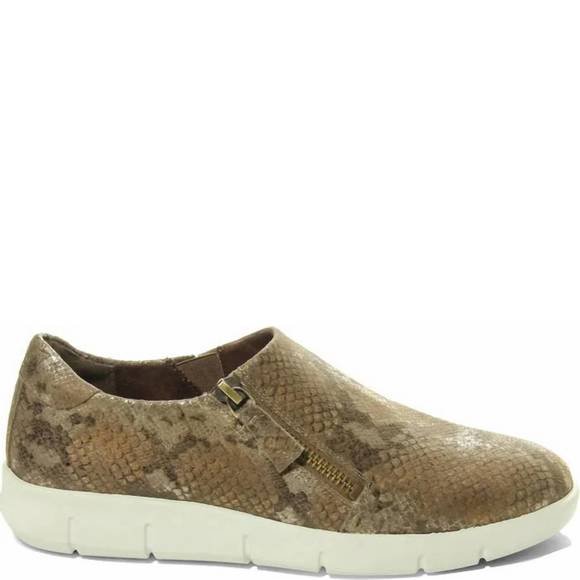 Vaneli | Shoes | New Vaneli Quiana Rockefeller Sneaker In Snake | Poshmark